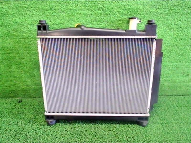 [Used]Radiator TOYOTA Sienta 2011 DBA-NCP81G 1640021220 - BE FORWARD ...