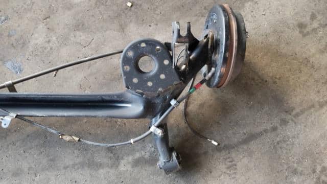 [Used]Rear Axle Beam Assembly TOYOTA Aqua 2017 DAA-NHP10 4211052332 ...