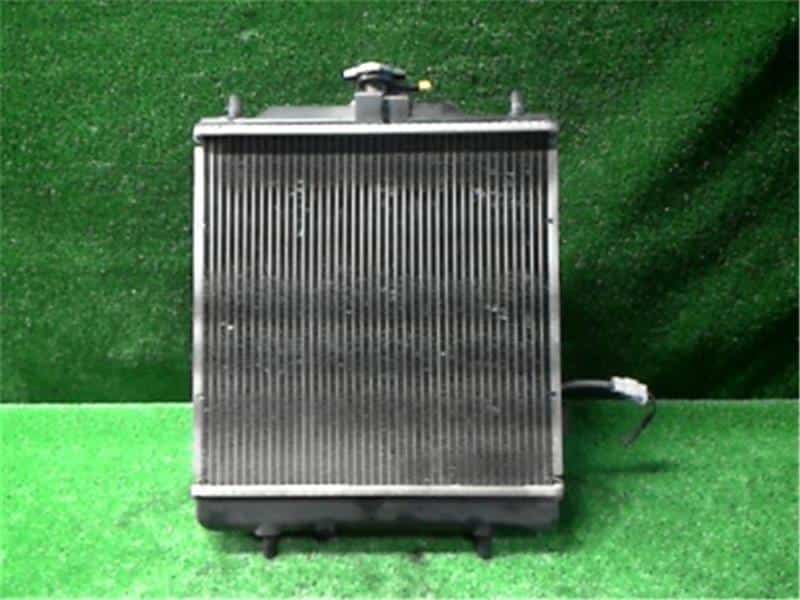 [Used]Radiator SUZUKI Carry 2001 LE-DA62T 1770078A00 - BE FORWARD Auto ...