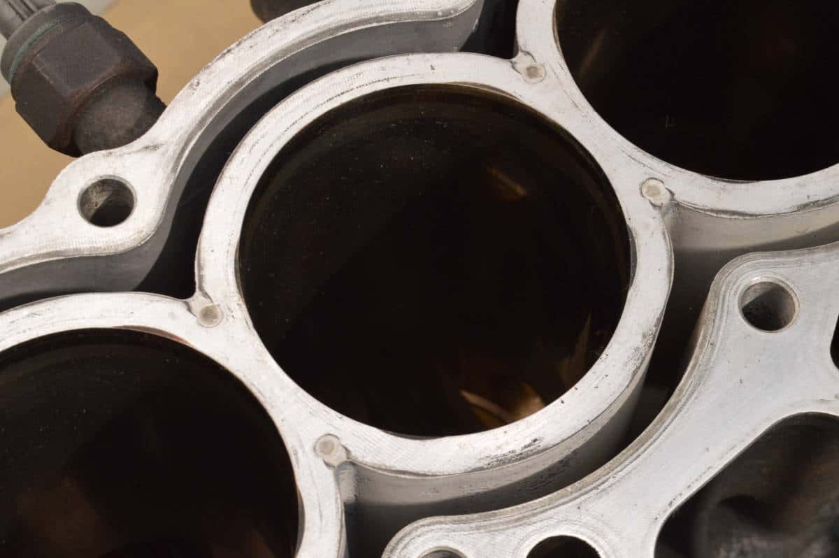 [Used][ product] The Toyota ZZW30 MR-S Genuine 1ZZ-FE engine block ...