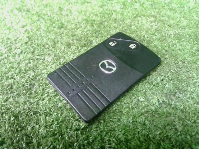 [Used]Keyless Entry Remote Control Key MAZDA Verisa 2005 DBA-DC5W ...