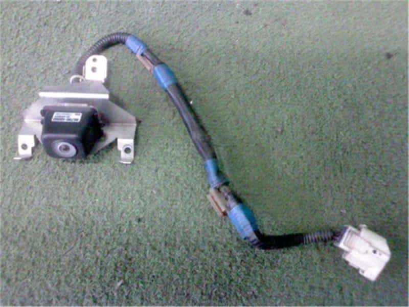 [Used]Backup Camera TOYOTA Harrier 2007 CBA-ACU30W - BE FORWARD Auto Parts