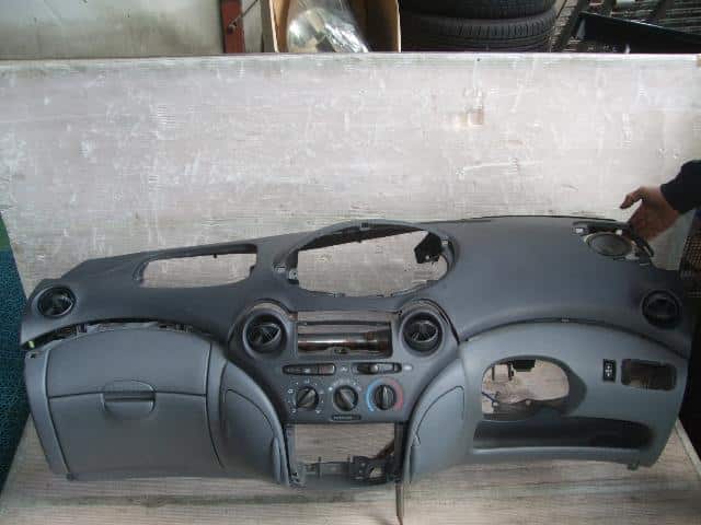 [Used]Instrument Panel TOYOTA Vitz 1999 GF-SCP10 - BE FORWARD Auto Parts