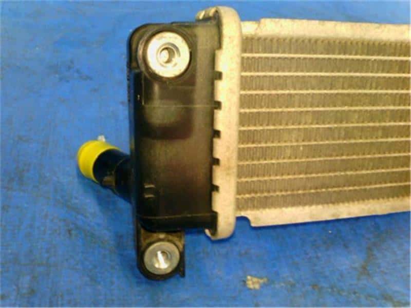 [Used]Radiator TOYOTA Sienta 2015 DAA-NHP170G G901052010 - BE FORWARD ...
