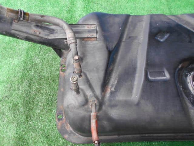 [Used]Fuel Tank SUZUKI Carry 1996 V-DD51T - BE FORWARD Auto Parts
