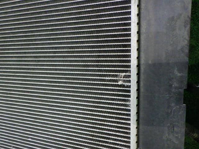 [Used]Radiator TOYOTA Isis 2005 CBA-ANM15W 1640022230 - BE FORWARD Auto ...