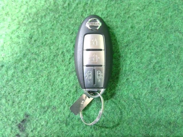[Used]Keyless Entry Remote Control Key NISSAN Serena 2008 DBA-CNC25 ...