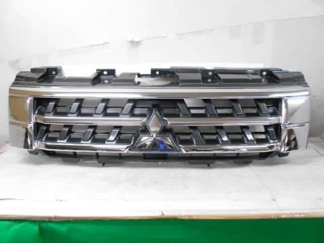 [Used]Radiator Grille MITSUBISHI Pajero 2014 LDA-V98W 7450A956 - BE ...