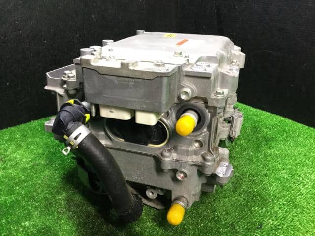 [Used]Inverter TOYOTA Camry 2012 DAA-AVV50 G92A033020 - BE FORWARD Auto ...