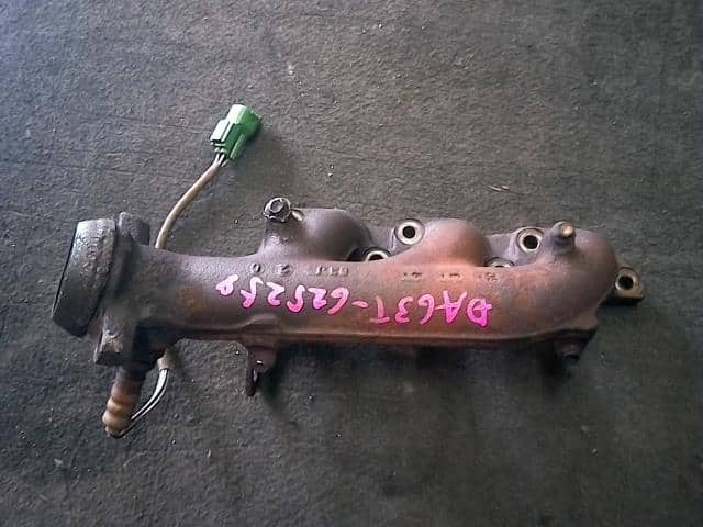 [Used]Exhaust Manifold SUZUKI Carry 2009 EBD-DA63T 1411183J00 - BE ...