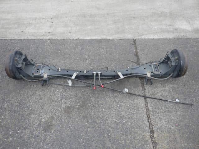 [Used]Rear Axle Beam Assembly MITSUBISHI Delica 2016 DBF-BVM20 MQ712897 ...