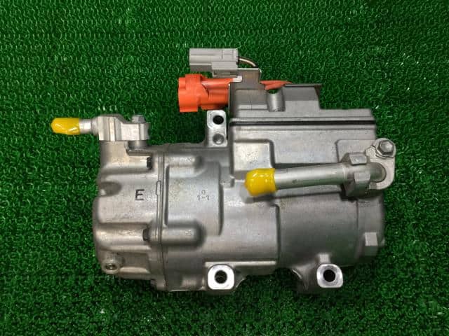 [Used]A/C Compressor TOYOTA Lexus ls 2008 DAA-UVF45 8837050010 - BE ...
