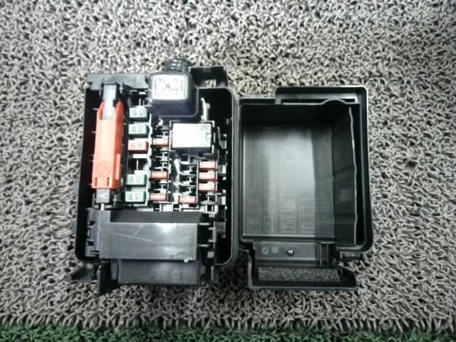 [Used]Fuse Box NISSAN Note 2021 6AA-E13 - BE FORWARD Auto Parts