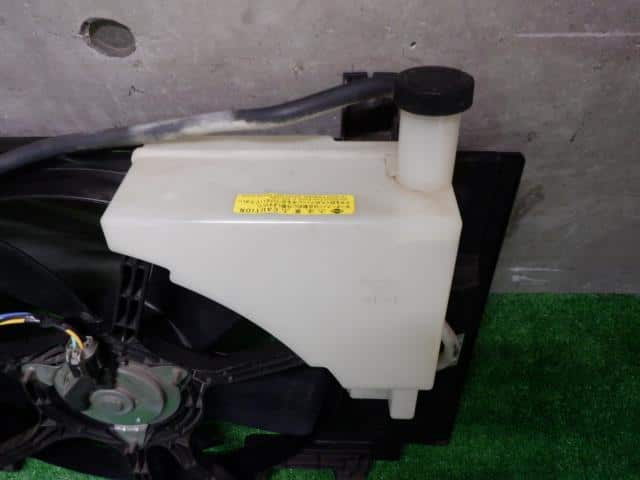 [Used]Radiator Cooling Fan NISSAN Tiida 2005 DBA-C11 21481ED00A - BE ...