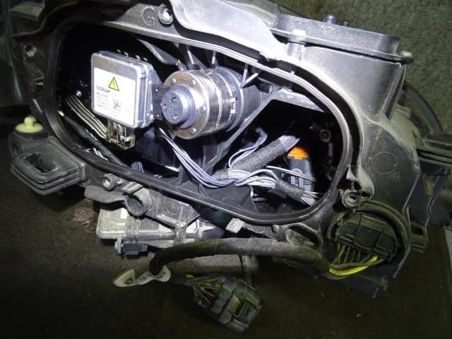 [Used]Left Headlight VOLVO Volvo 60 series 2014 DBA-FB4164T - BE ...