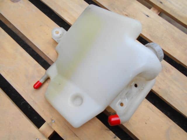 [Used]Coolant Tank MITSUBISHI Canter 2002 KG-FB70AB ME402056 - BE ...