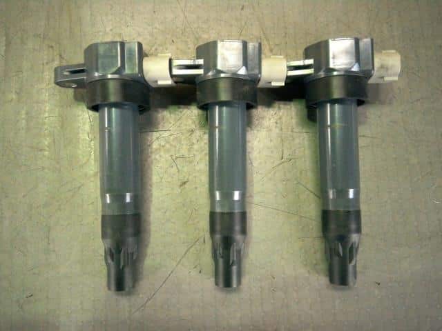 [Used]Ignition Coil SUZUKI Every 2015 HBD-DA17V 3340064P10 - BE FORWARD ...