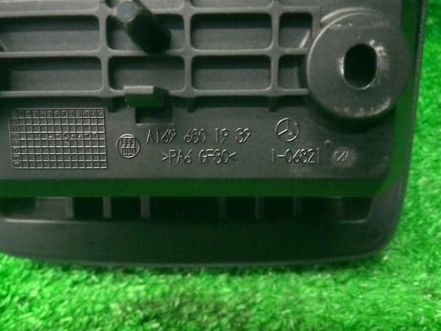 [Used]Console Box MERCEDES-BENZ Benz a class 2006 DBA-169032 ...