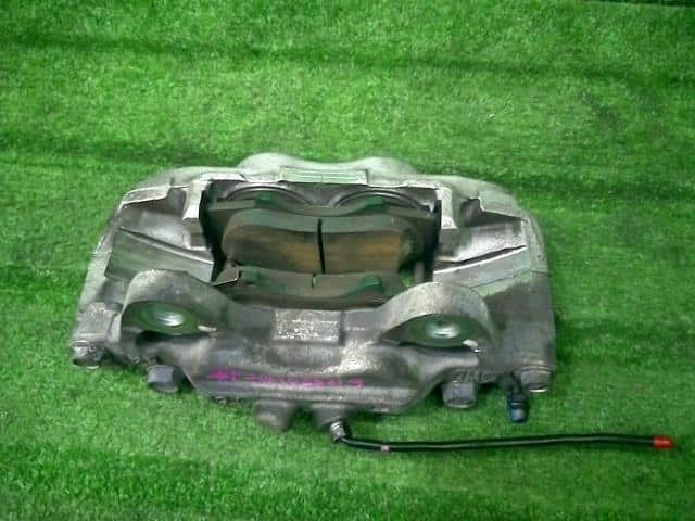 [Used]Front Right Caliper TOYOTA Hilux 2020 3DF-GUN125 477300K300 - BE ...