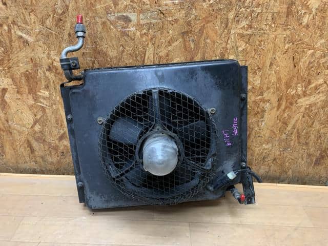 [Used]Condenser TOYOTA Hiace 1993 U-LH119V 8846095J15 - BE FORWARD Auto ...