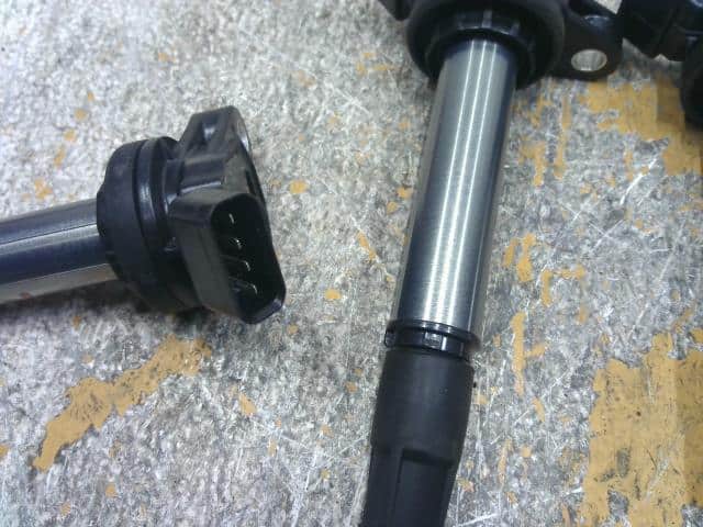 [Used]Ignition Coil TOYOTA Auris 2006 DBA-ZRE152H 9091902252 - BE ...