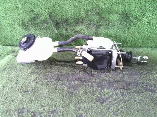 [Used]Brake Master Cylinder HONDA Fit 2013 DAA-GP5 01469T5C020 - BE ...