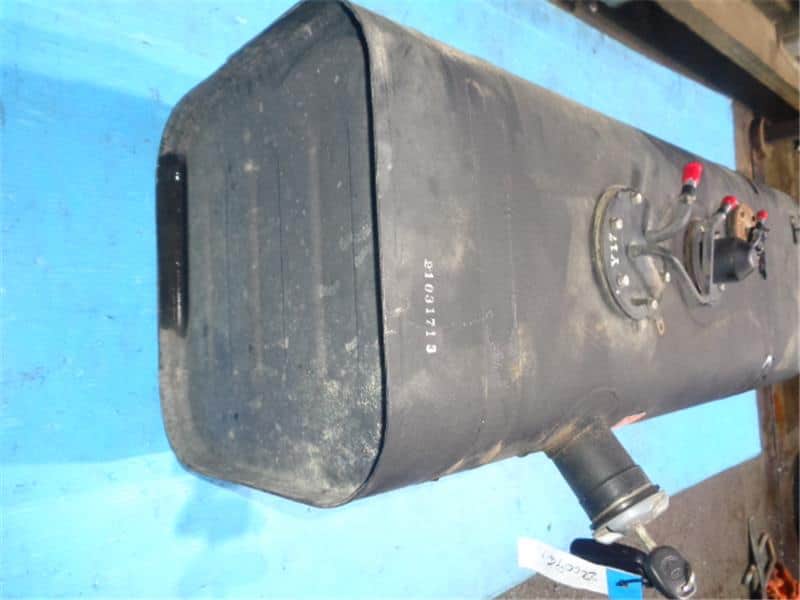[Used]Fuel Tank TOYOTA Dyna 2021 LDF-KDY281 7700125441 - BE FORWARD ...
