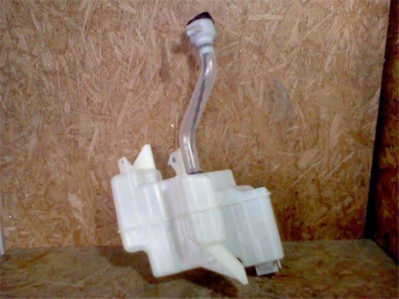 [Used]Windshield Washer Reservoir Tank TOYOTA Prius 2016 DAA-ZVW55 ...