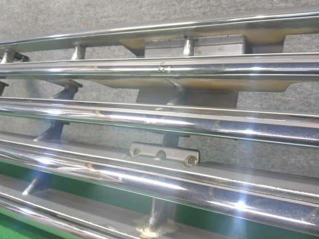 [Used]Radiator Grille MITSUBISHI Pajero 1994 Y-V46WG MB831060 - BE ...