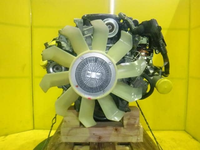 [Used]4M42-5A3F Engine Mitsubishi Fuso 2009 BKG-FE70BS - BE FORWARD ...