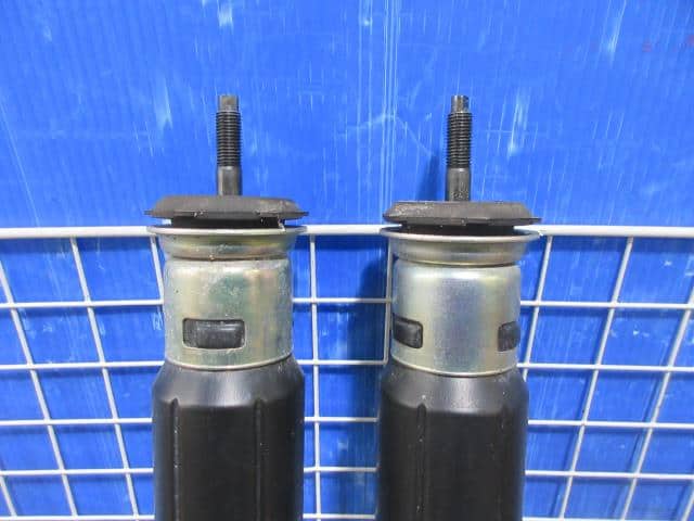 [Used]Rear Right Shock Absorber TOYOTA Pixisepoch 2019 5BA-LA350A ...