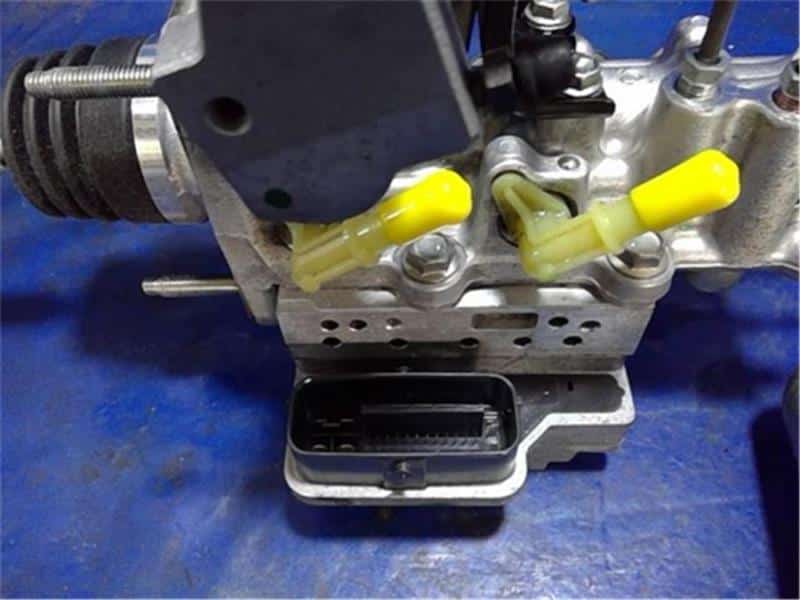 [Used]Brake Booster TOYOTA Aqua 2013 DAA-NHP10 4705052030 - BE FORWARD ...