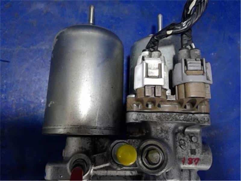 [Used]Brake Booster TOYOTA Aqua 2013 DAA-NHP10 4705052030 - BE FORWARD ...