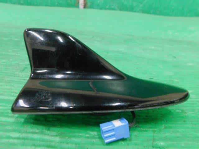 [Used]Antenna TOYOTA Lexus ls 2007 DBA-USF40 8676050080C0 - BE FORWARD ...