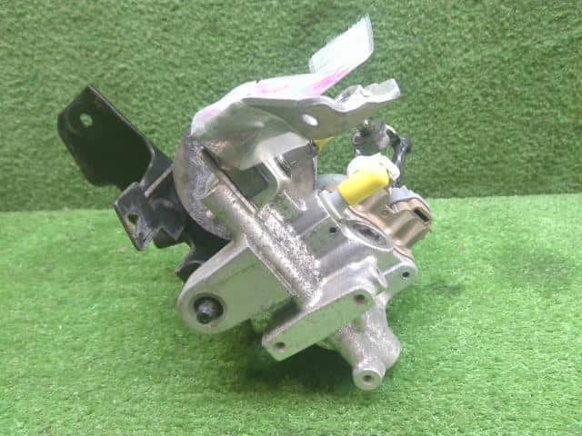 [Used]Brake Master Bag TOYOTA Corolla Axio 2015 DAA-NKE165 4707052020 ...