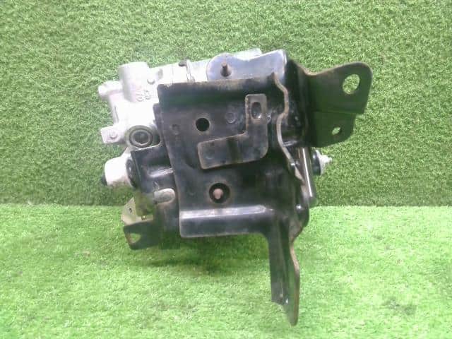 [Used]Brake Master Bag TOYOTA Corolla Axio 2015 DAA-NKE165 4707052020 ...