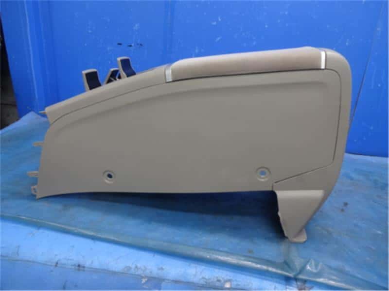 [Used]Console Box TOYOTA Estima 2008 DAA-AHR20W - BE FORWARD Auto Parts