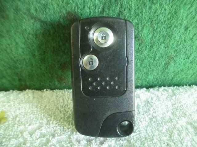 [Used]Keyless Entry Remote Control Key HONDA Fit 2010 DBA-GE6 - BE ...