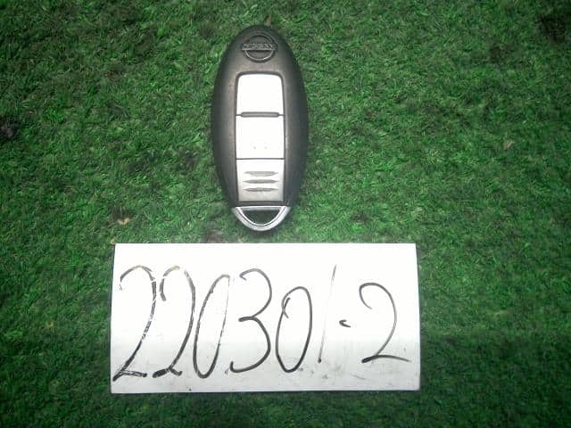 [Used]Keyless Entry Remote Control Key NISSAN Note 2005 DBA-E11 - BE ...
