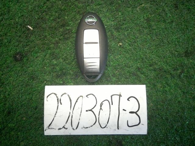 [Used]Keyless Entry Remote Control Key NISSAN Note 2015 DBA-E12 - BE ...