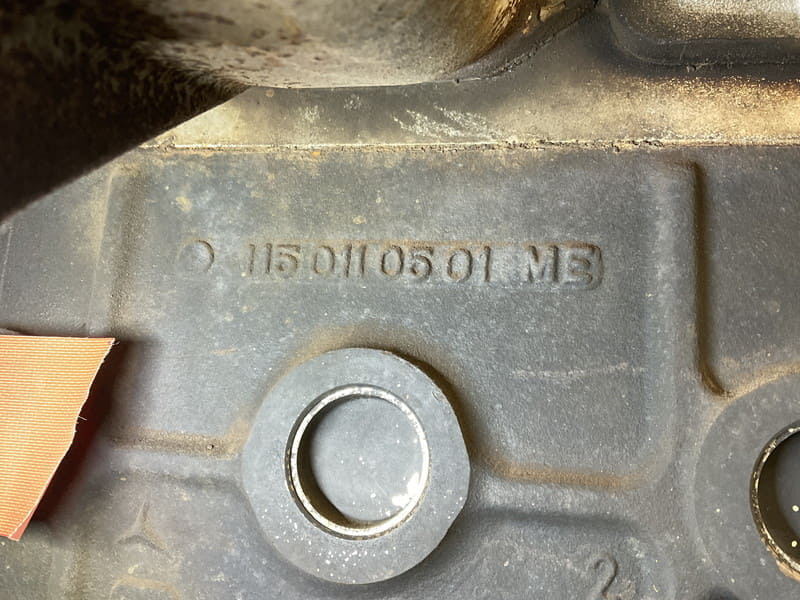 [Used]The MB123 W123 230E sedan M1154 Engine body 106,770km ...