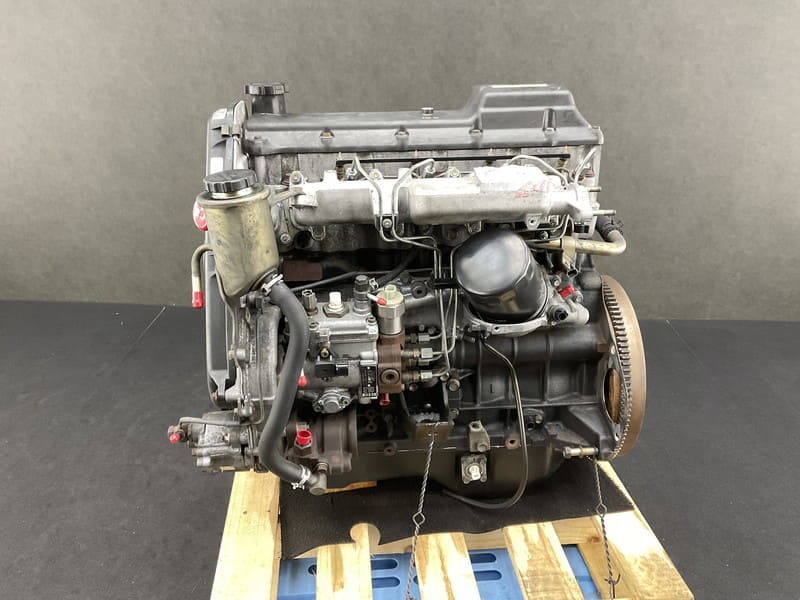 [Used]Engine TOYOTA Granvia KCH10W - BE FORWARD Auto Parts
