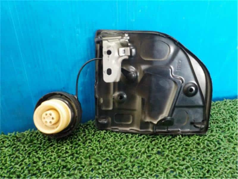 [Used]Fuel Tank Cap SUZUKI Every 2014 EBD-DA64V 6591068H13 - BE FORWARD ...