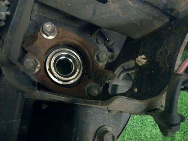 [Used]Rear Right Knuckle Hub Assembly NISSAN X-Trail 2016 DBA-NT32 ...