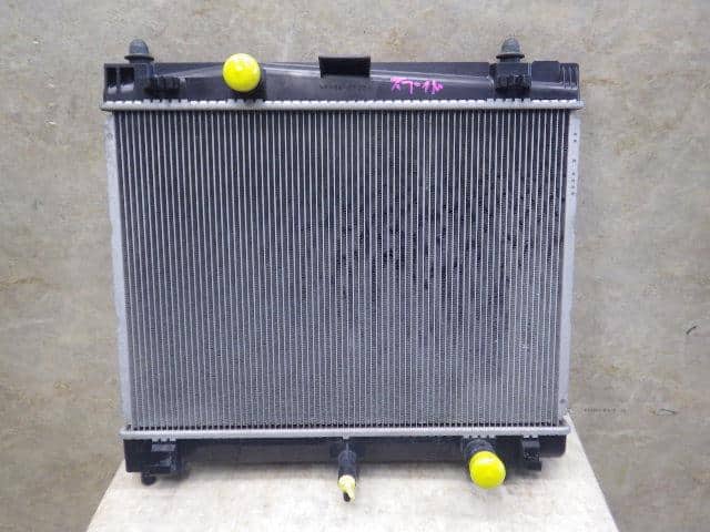 [Used]Radiator TOYOTA Spade 2012 DBA-NCP141 1640021270 - BE FORWARD ...