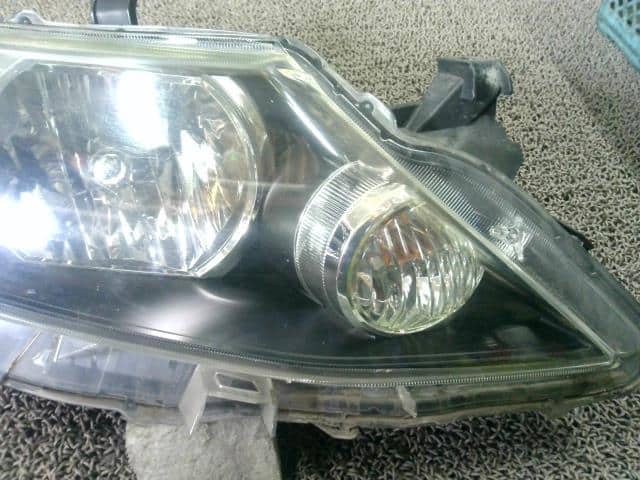 [Used]Right Headlight TOYOTA Allion 2011 DBA-ZRT261 8111020B20 - BE ...
