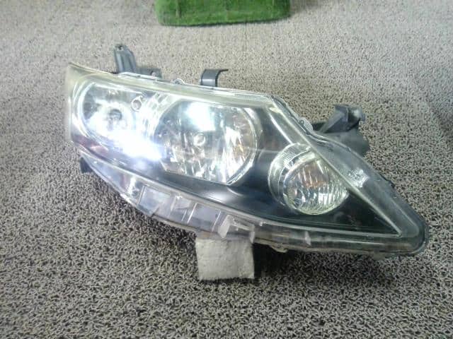 [Used]Right Headlight TOYOTA Allion 2011 DBA-ZRT261 8111020B20 - BE ...