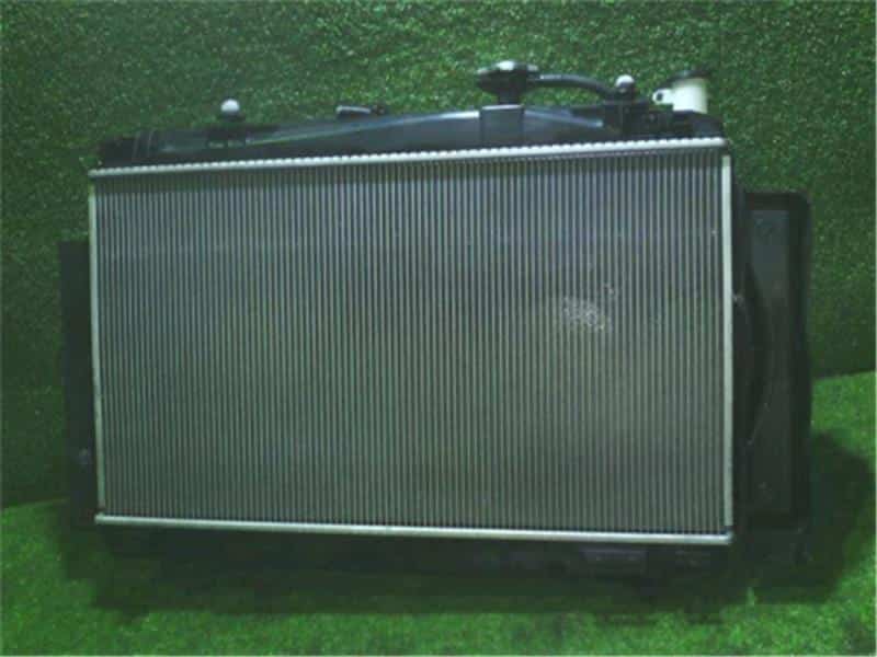 [Used]Radiator TOYOTA Sienta 2017 DAA-NHP170G 1640021350 - BE FORWARD ...