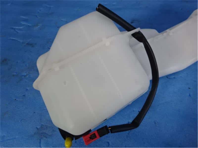 [Used]Windshield Washer Reservoir Tank SUZUKI Carry 2004 LE-DA63T ...
