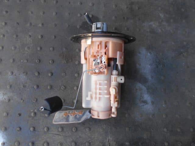 [Used]Fuel Pump TOYOTA Noah 2007 DBA-ZRR75G 2322128290 - BE FORWARD ...
